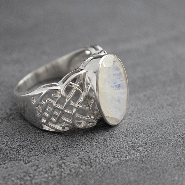 Indian Silver And Rainbow Moonstone Ring | Pankaj Online Jewelry Shop